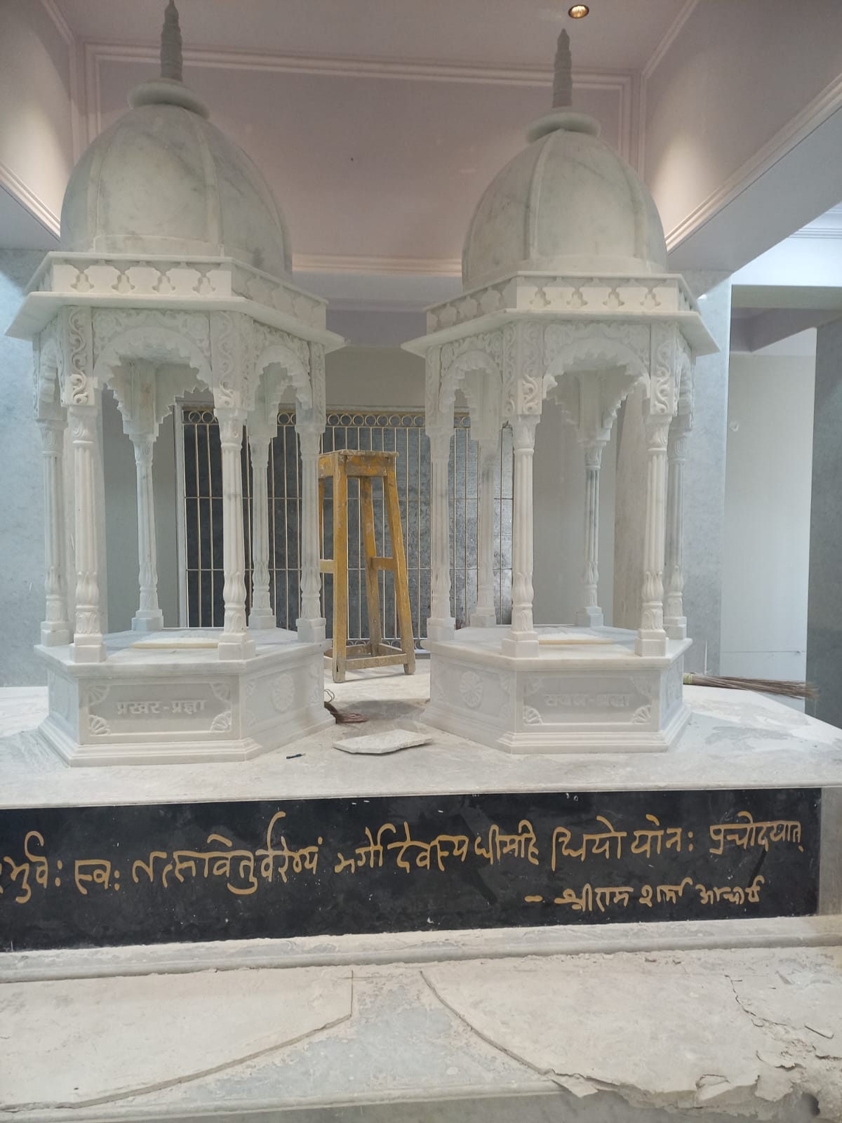 Gayatri Marble Mandir – Handcrafted White Marble Temple | Sudarshan Stoneix
